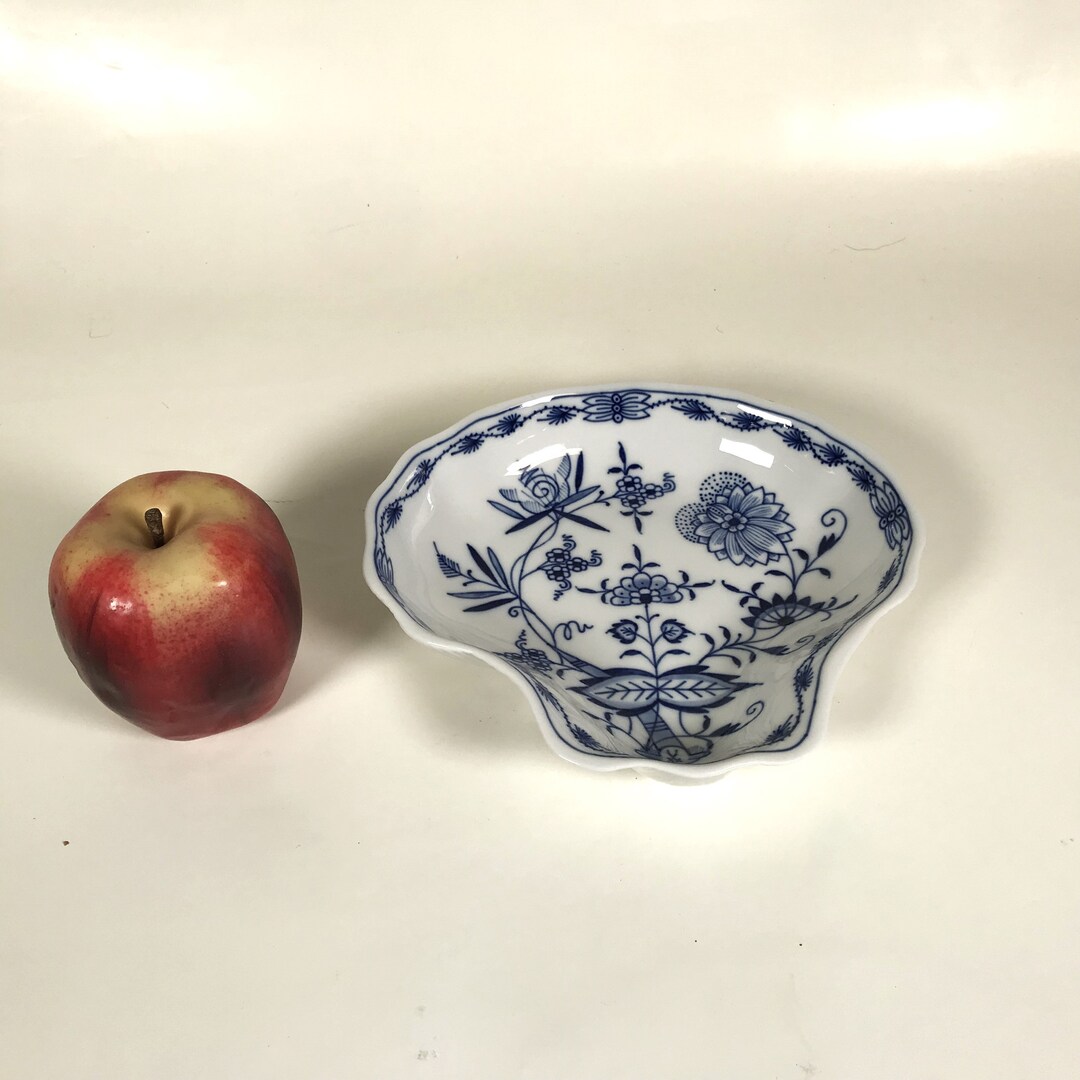 Rare Meissen Blue Onion Crossed Sword Mark Shell Form Serving Bowl - Etsy