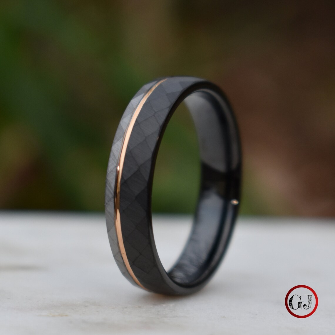Hammered 6mm Tungsten Ring Black and Silver Brushed With Rose - Etsy