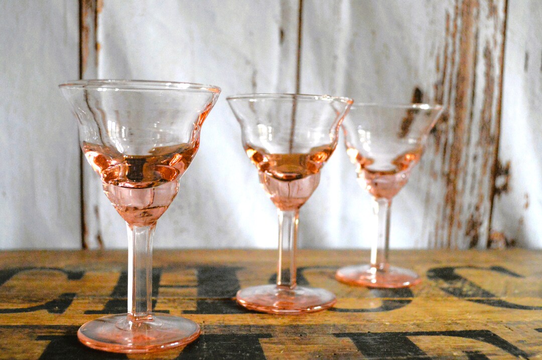 Set Of French Pink Stemmed Liqueur Glasses X 3 Vintage Aperitif