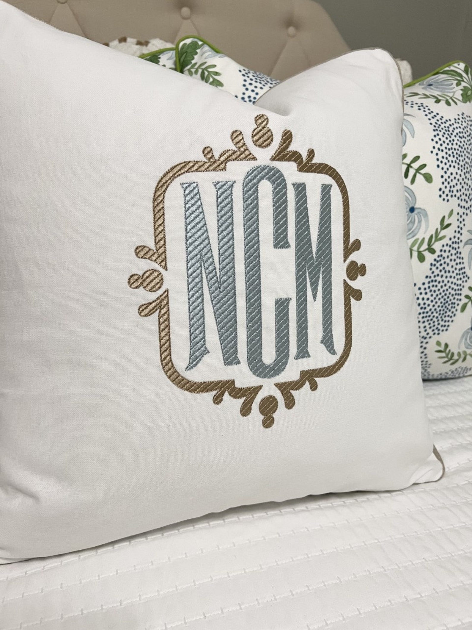 Large Monogram Pillow Cover-embroidered Pillow-personalized Pillow ...