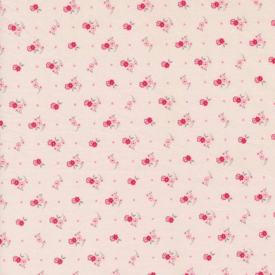 My Summer House by Bunny Hill Designs for Moda Fabrics Meadowsweet 3045-14 Blush 1/2 Yard ...