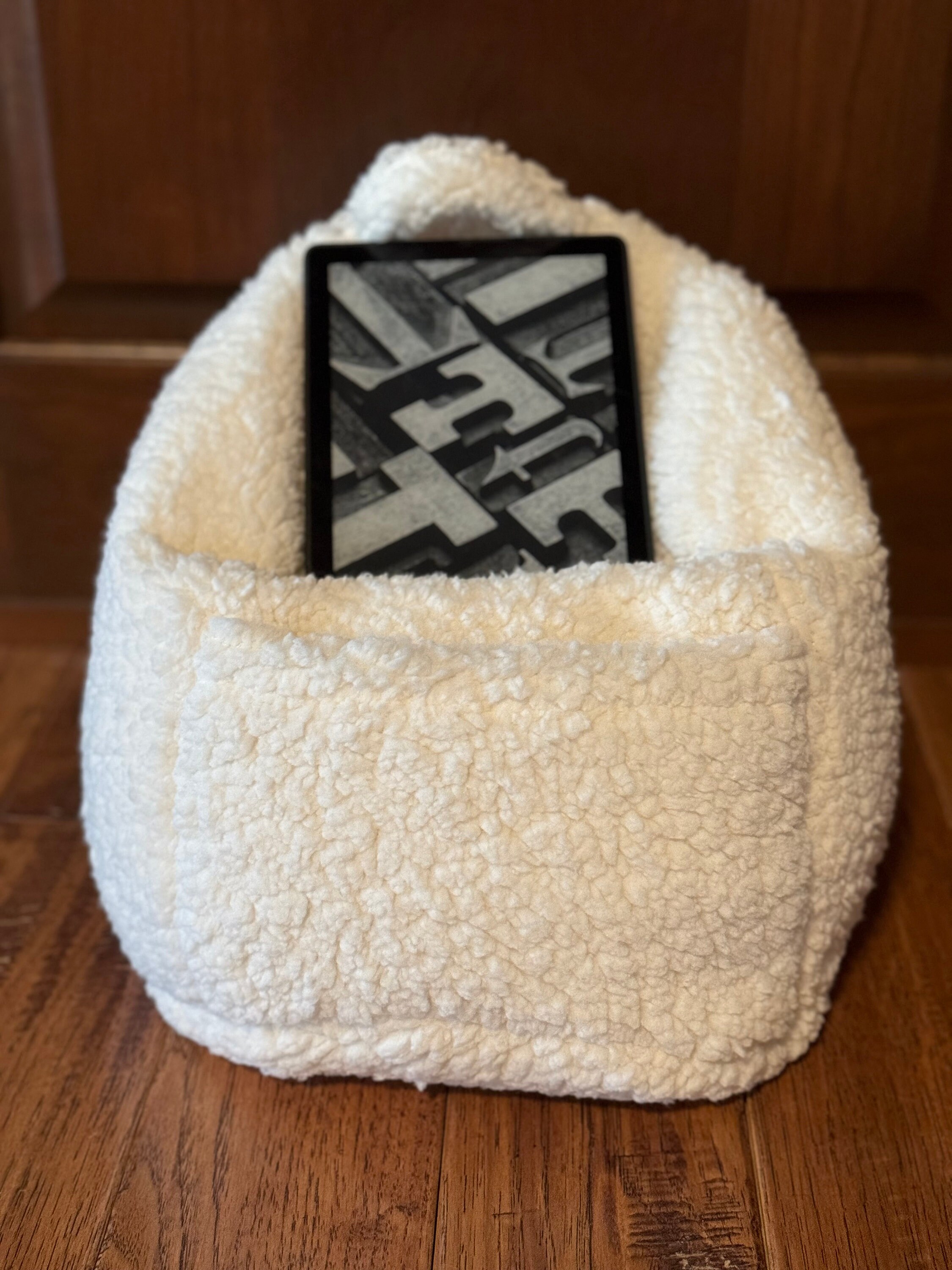 Handmade Pouf - Stylish Comfort for Reading and Relaxation - Etsy