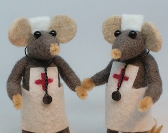 Nurse Mouse - Etsy UK