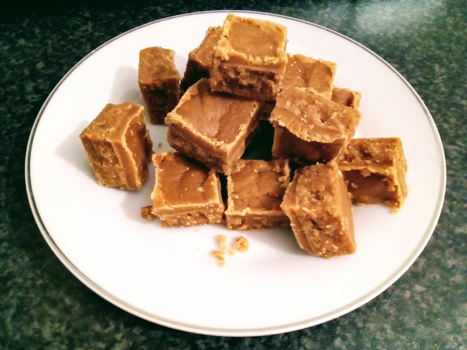 Firm Crumbly Cornish Clotted Cream Fudge - Etsy UK