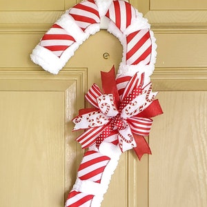 Candy Cane Wreath Chunky Yarn Wreath Christmas Candy Wreath - Etsy