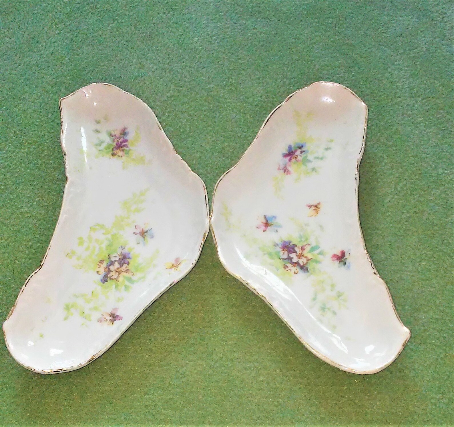 Antique Victorian Style Bone Dishes by Merkelsgrun - Etsy