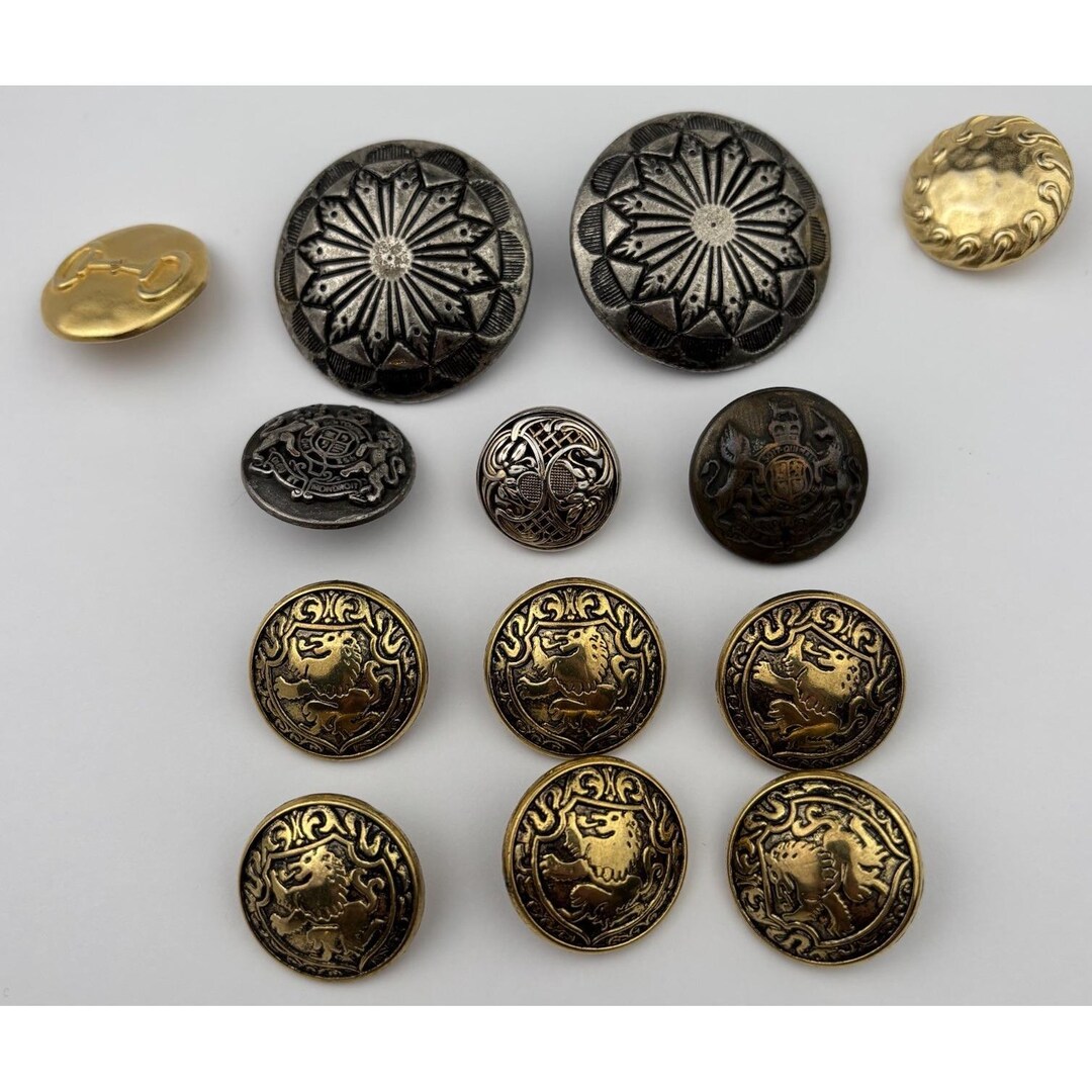 Vintage Metal Crest Buttons Lot – Gold & Silver Heraldic Lion Shield ...