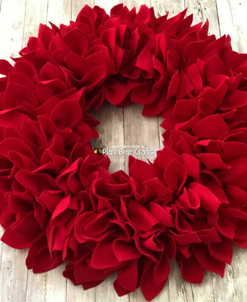 Red FELT Wreath - Outdoor/indoor - Etsy