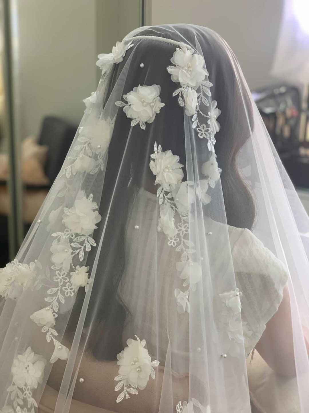 NADIA 3D Flower Petal Veil Embellished With Pearls, Flower Petal Veil ...