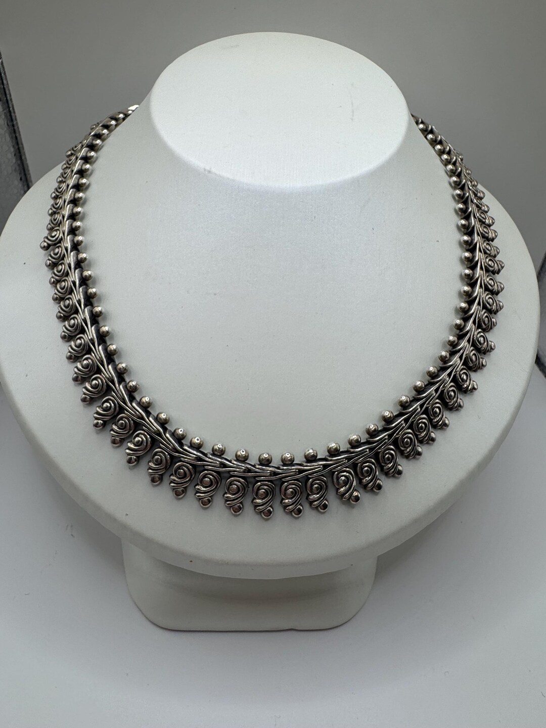 Vintage Swirl Floral Fringe Collar Choker. - Etsy