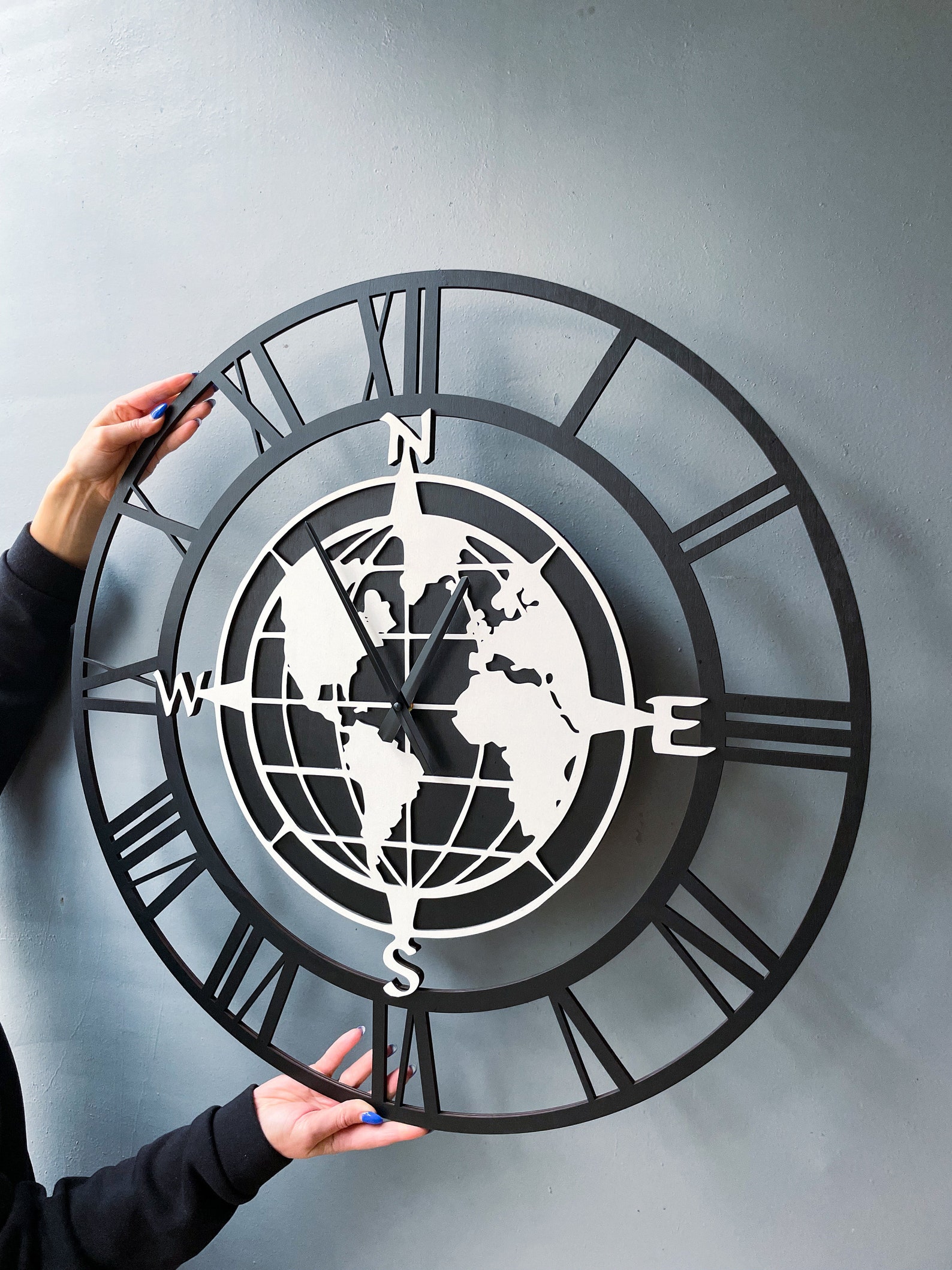 World Map Wooden Wall Clock, Earth Wall Clock, Geographic Compass Clock ...