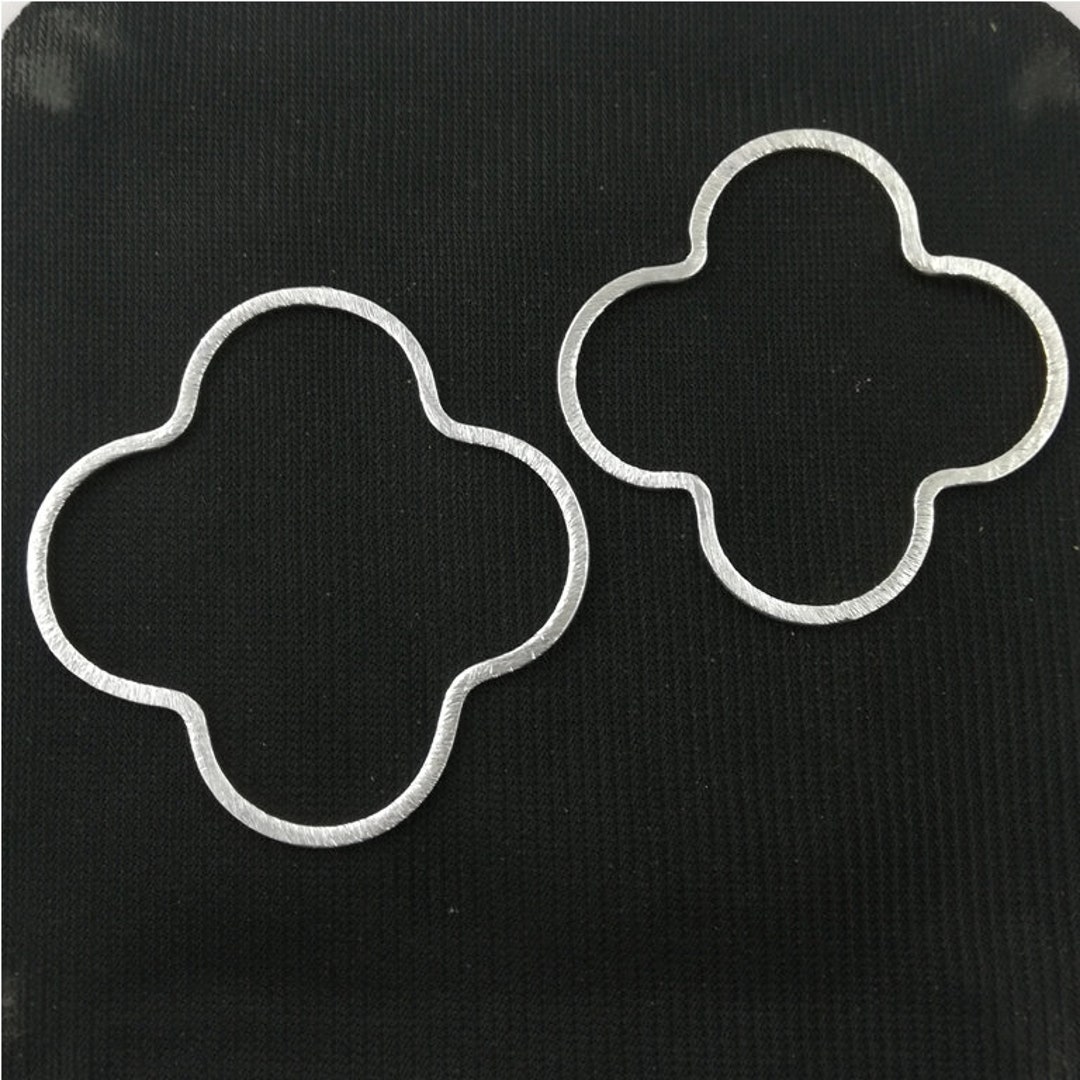 5 Piece Set of Metal Brushed Silver Finish Clover Metal Jewelry Charms ...