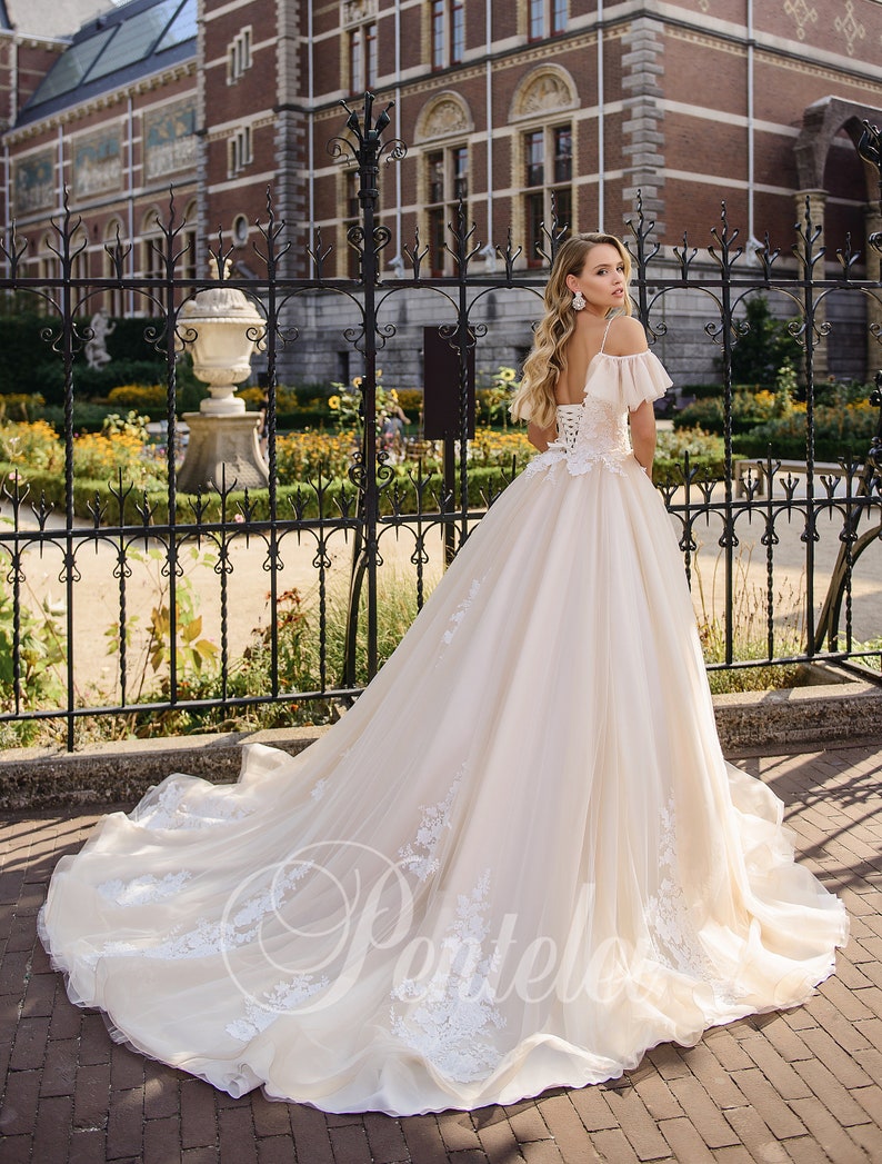 Bruiloft jurk kant trouwjurk witte bruids jurk Lace - Etsy Nederland Bruiloft jurk kant trouwjurk witte bruids jurk Lace - Etsy Nederland