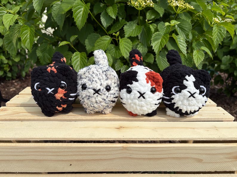 Mini Crochet Loaf Cats, Cat Plushie, Crochet Loaf Cat, Gift for Cat ...