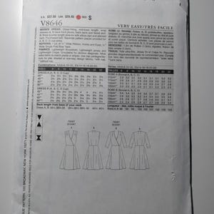 Vogue V8646 Close Fitting, Mid Knee, Wrap Dress With or Without Sleeves ...