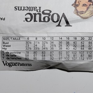 Vogue 7835 Loose Fitting, Straight Mock Wrap Dress With Drap and Collar ...