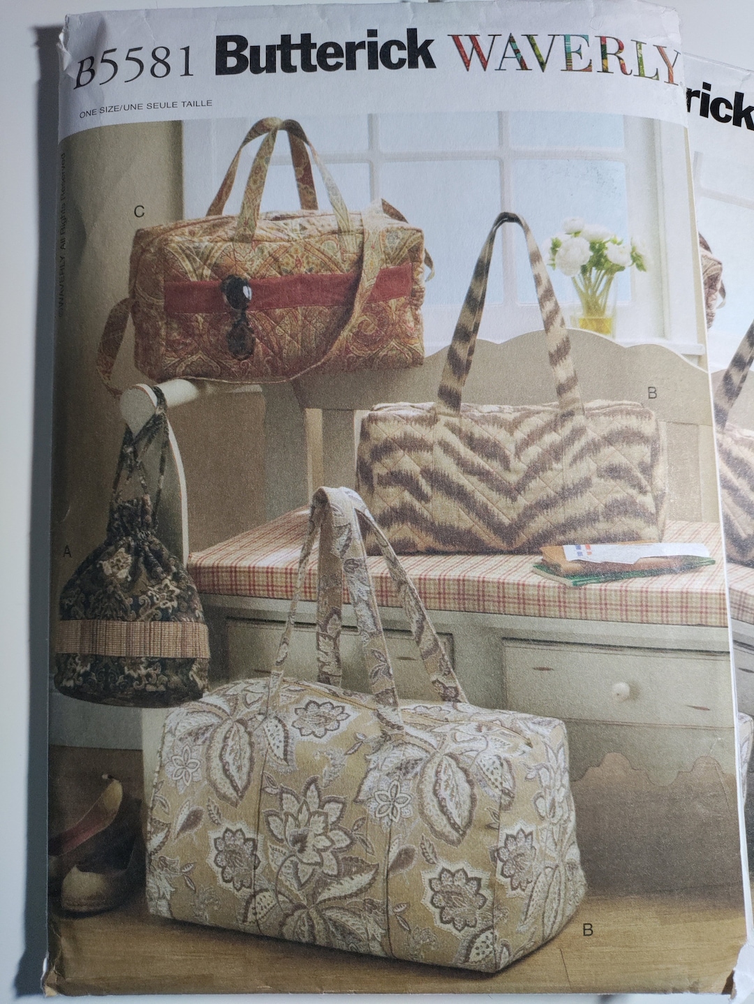 Butterick B5581 Waverly Drawstring and Duffle Bag Variations, Uncut and ...