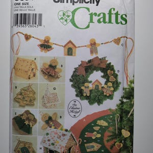 Simplicity 5891 No Sew Christmas Tree Topper, Ornaments, Tree Skirt ...