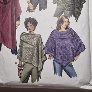 Vogue 8122 Ponchos, Cape and Wrap Variations, Sizes Xlg, XXL, Uncut and ...