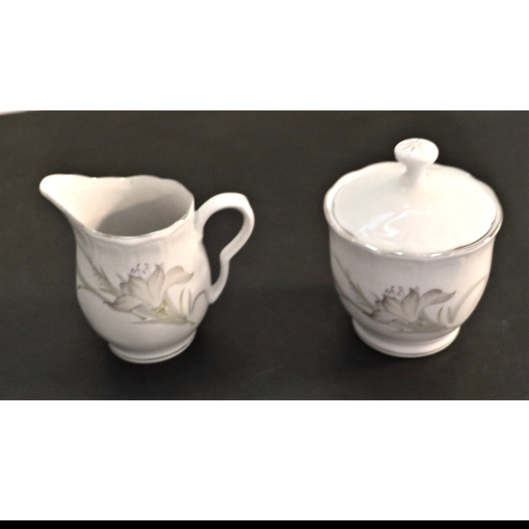 CAC Ceramic Fine China Shirley Creamer & Sugar Pale Purple Lily Flowers ...