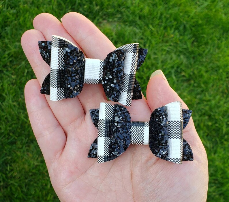 Red and black plaid pigtail set Buffalo plaid pigtail bows | Etsy