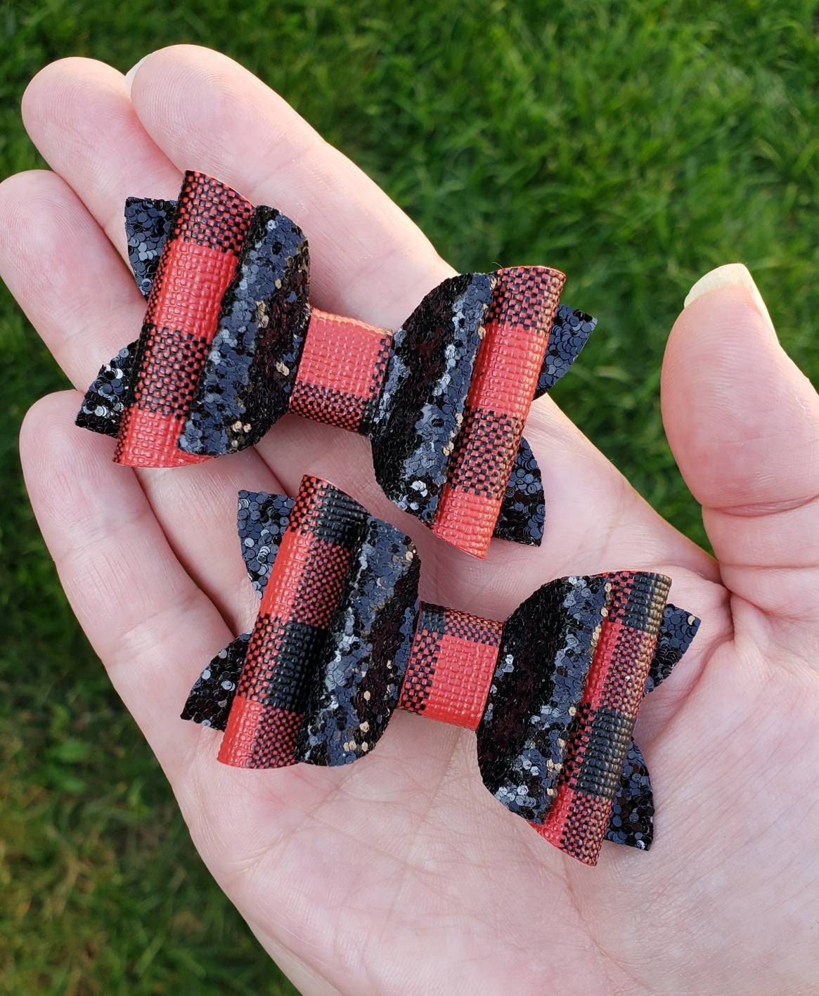Red and black plaid pigtail set Buffalo plaid pigtail bows | Etsy