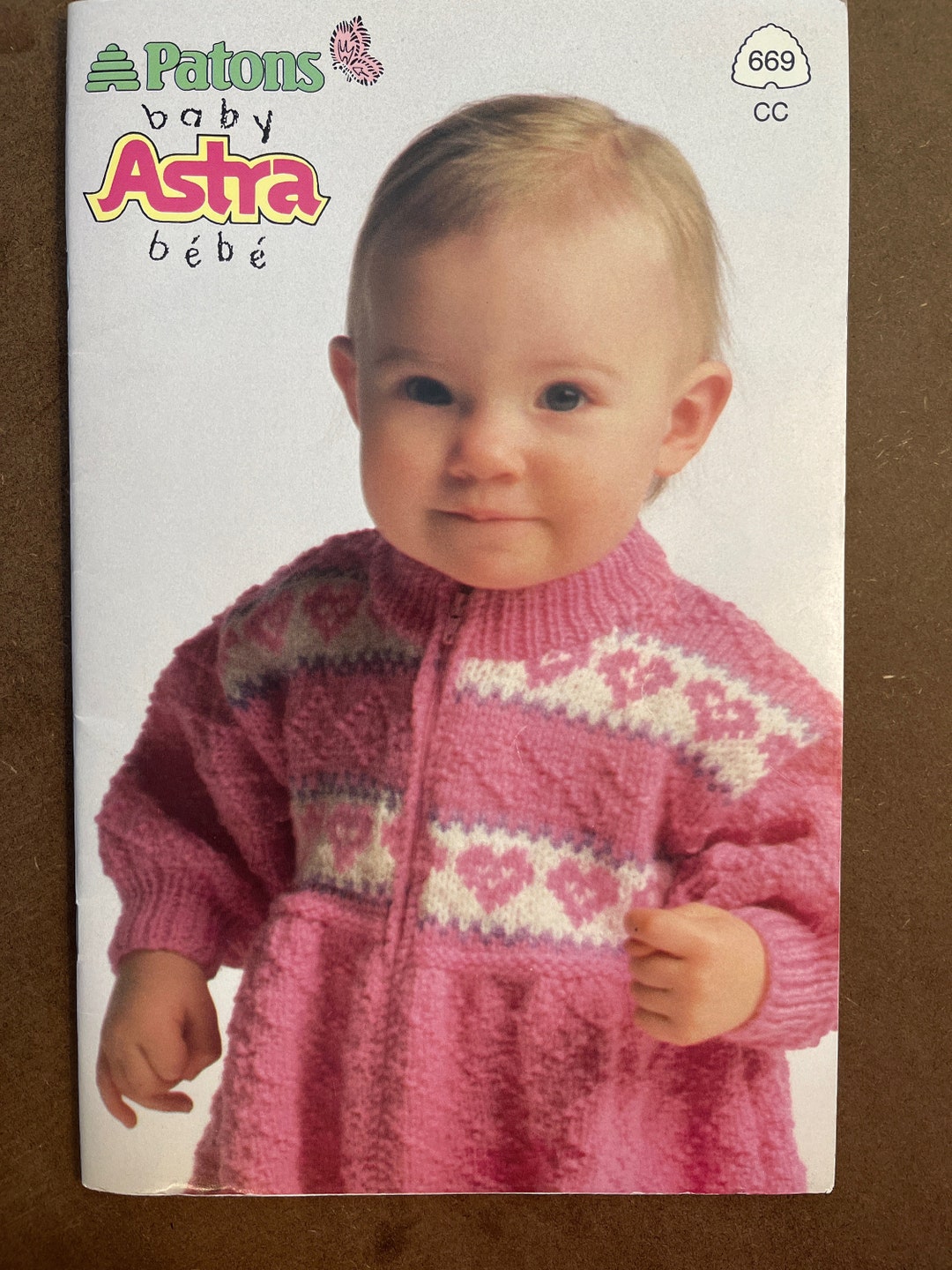 Infant Toddler Knitting Pattern Book Patons Baby Astra Beehive Book 669 ...