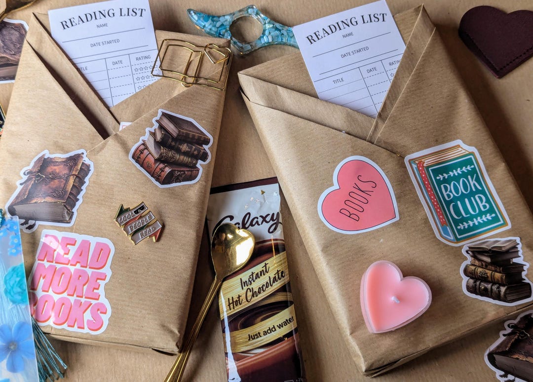 Blind Date With a Book Book Lover Gift. Book Surprise. Book and Gift ...
