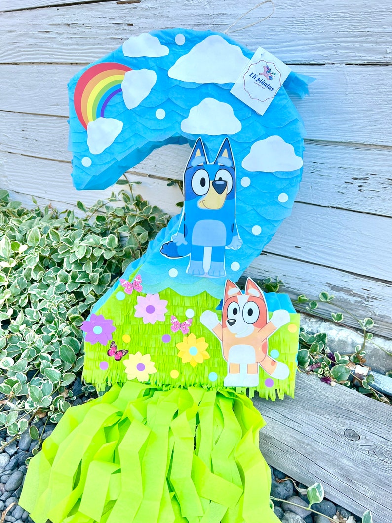 Bluey Number Two Piñata - Etsy.de