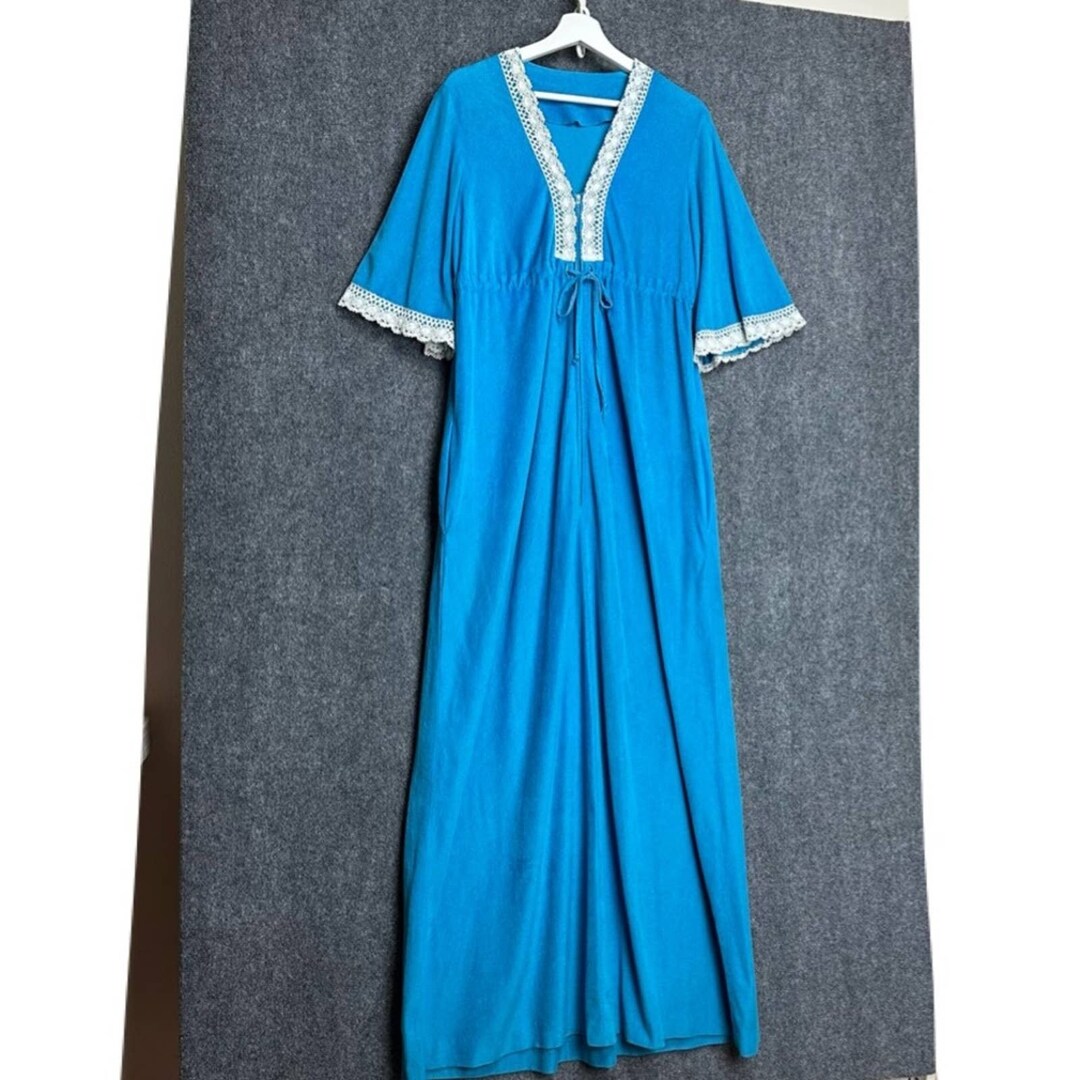 Vintage Housecoat Robe Women’s MED Vneck Pockets Lace Tie Waist Kimono ...