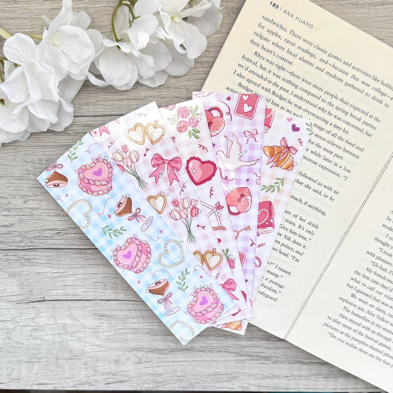 Valentine Bookmark - Etsy