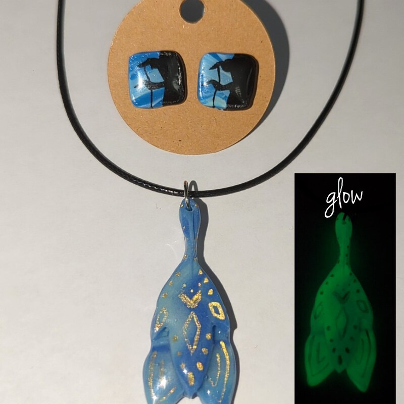 Avatar Necklace - Etsy