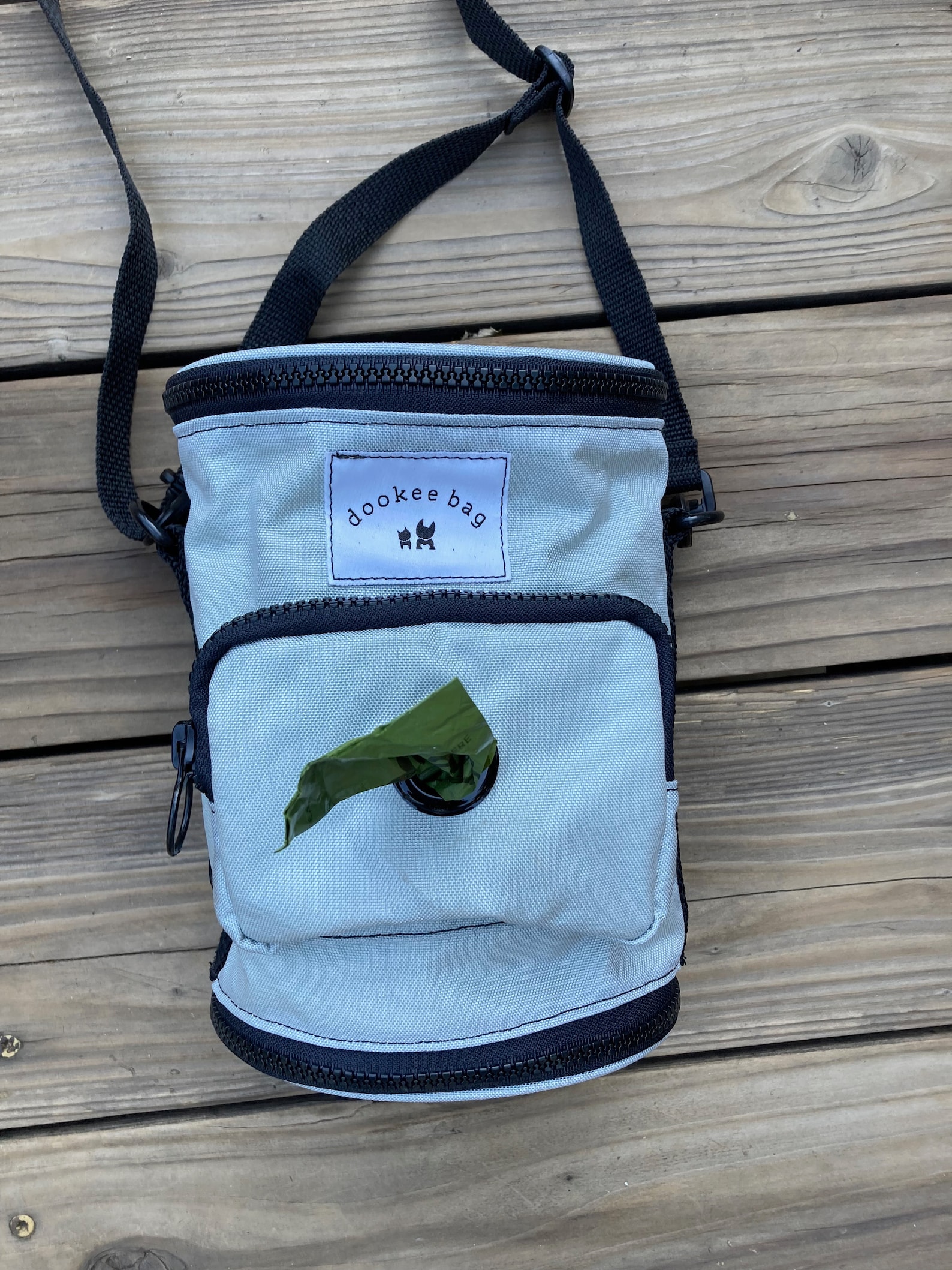 Dookee Bag, Dog Poop Carrier, Poop Disposal Bag, Dog Poop Dispenser ...