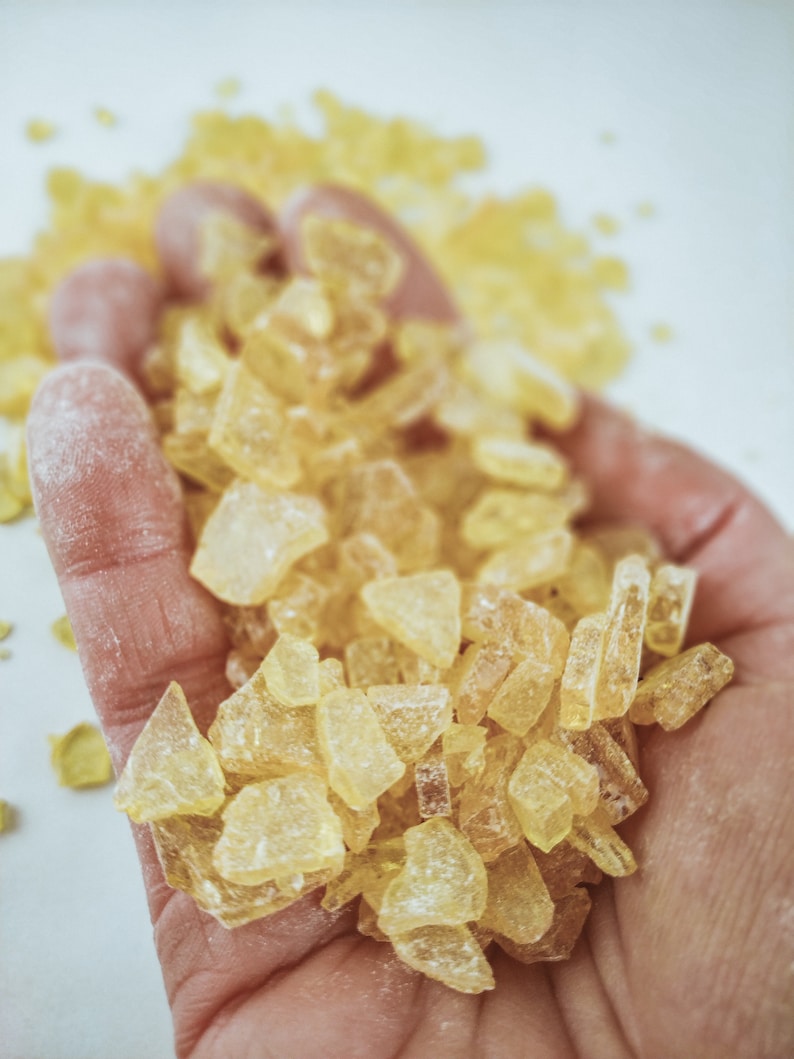 Premium Quality Pine Resin/ Colophony, Gum Rosin, 100% Pure, Flakes, WW ...