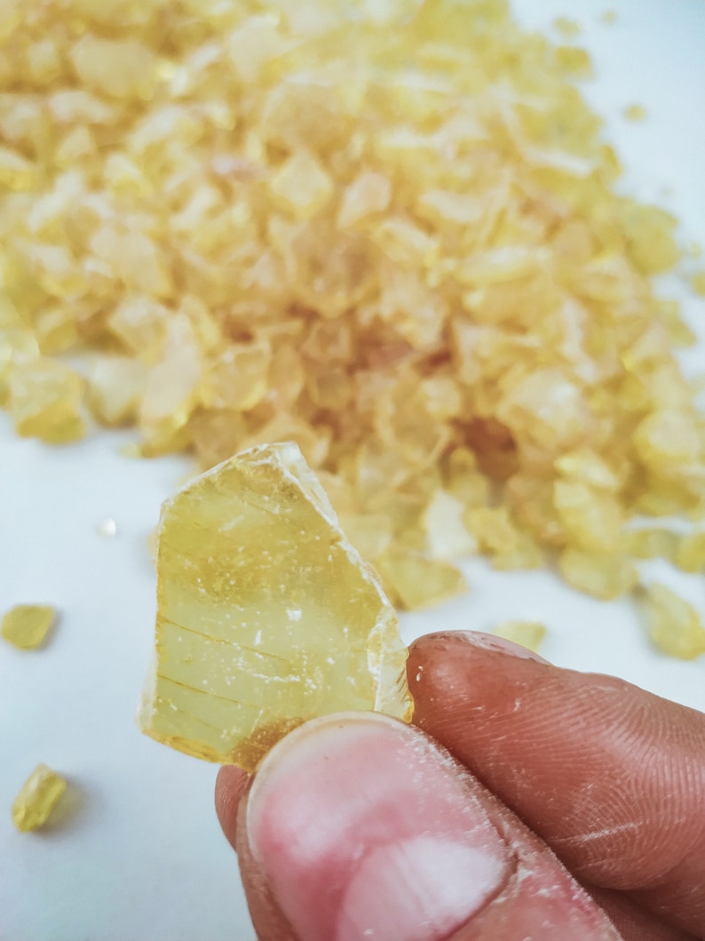 Premium Quality Pine Resin/ Colophony, Gum Rosin, 100% Pure, Flakes, WW ...
