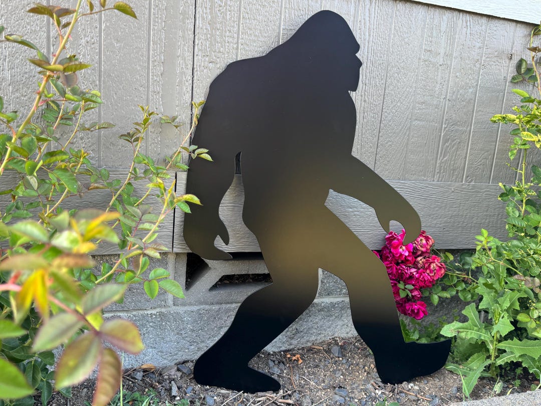 BIGFOOT Metal Cutout - SASQUATCH - YETI - Yard Art - Decorative Steel ...