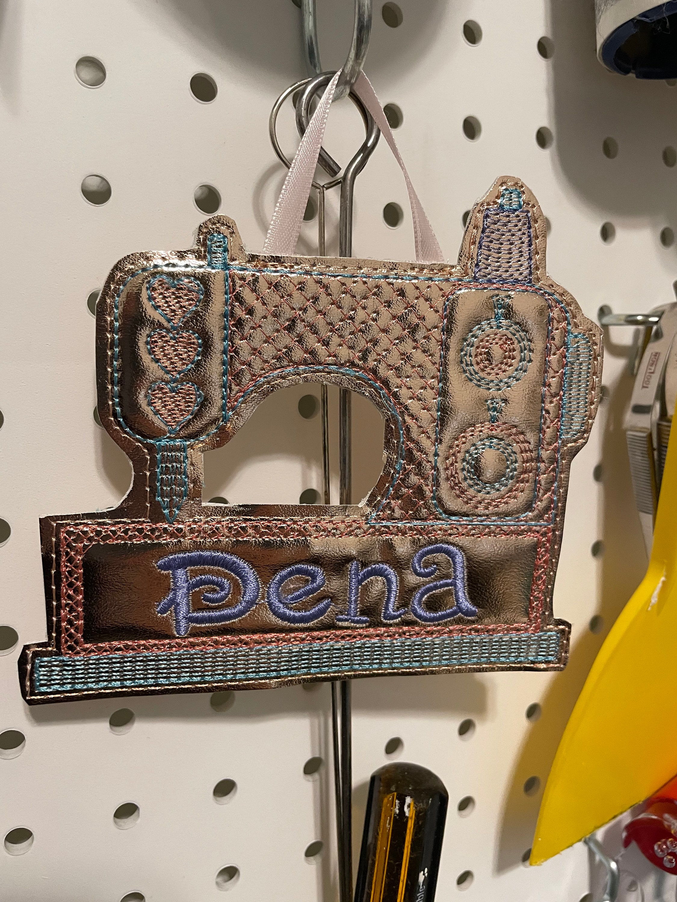 Sewing Machine Name Tag Embroidery Design for Embroidery Leather ...