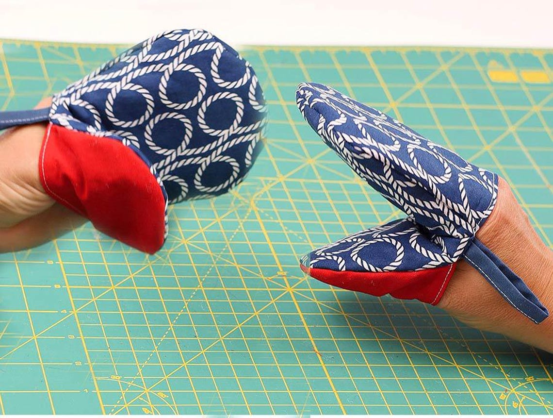 Mini Oven Mitts Sewing Pattern + Tutorial, Mini Oven Mitt Pattern ...