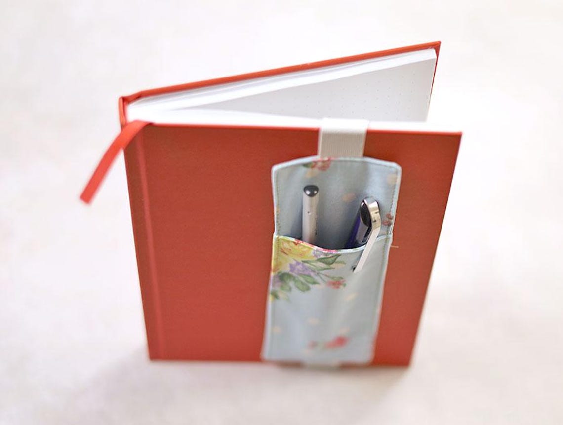 Pen or Pencil Holder Bookmark Sewing Pattern and Tutorial, Back to ...