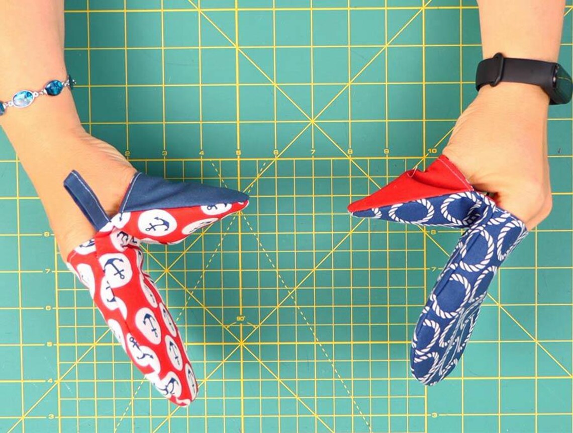 Mini Oven Mitts Sewing Pattern + Tutorial, Mini Oven Mitt Pattern ...