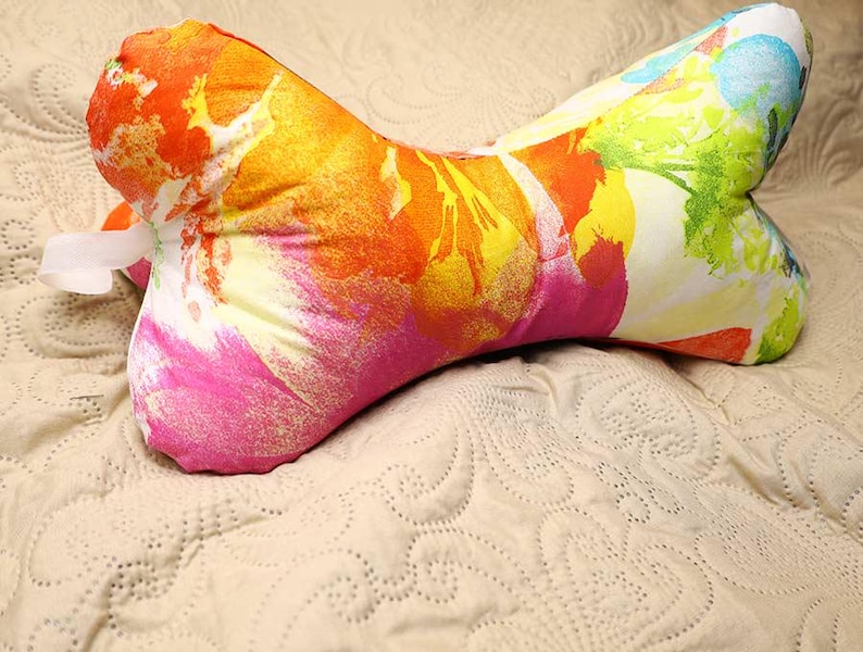 Dog Bone Neck Pillow Sewing Pattern and Tutorial, Easy Pillow Pattern ...