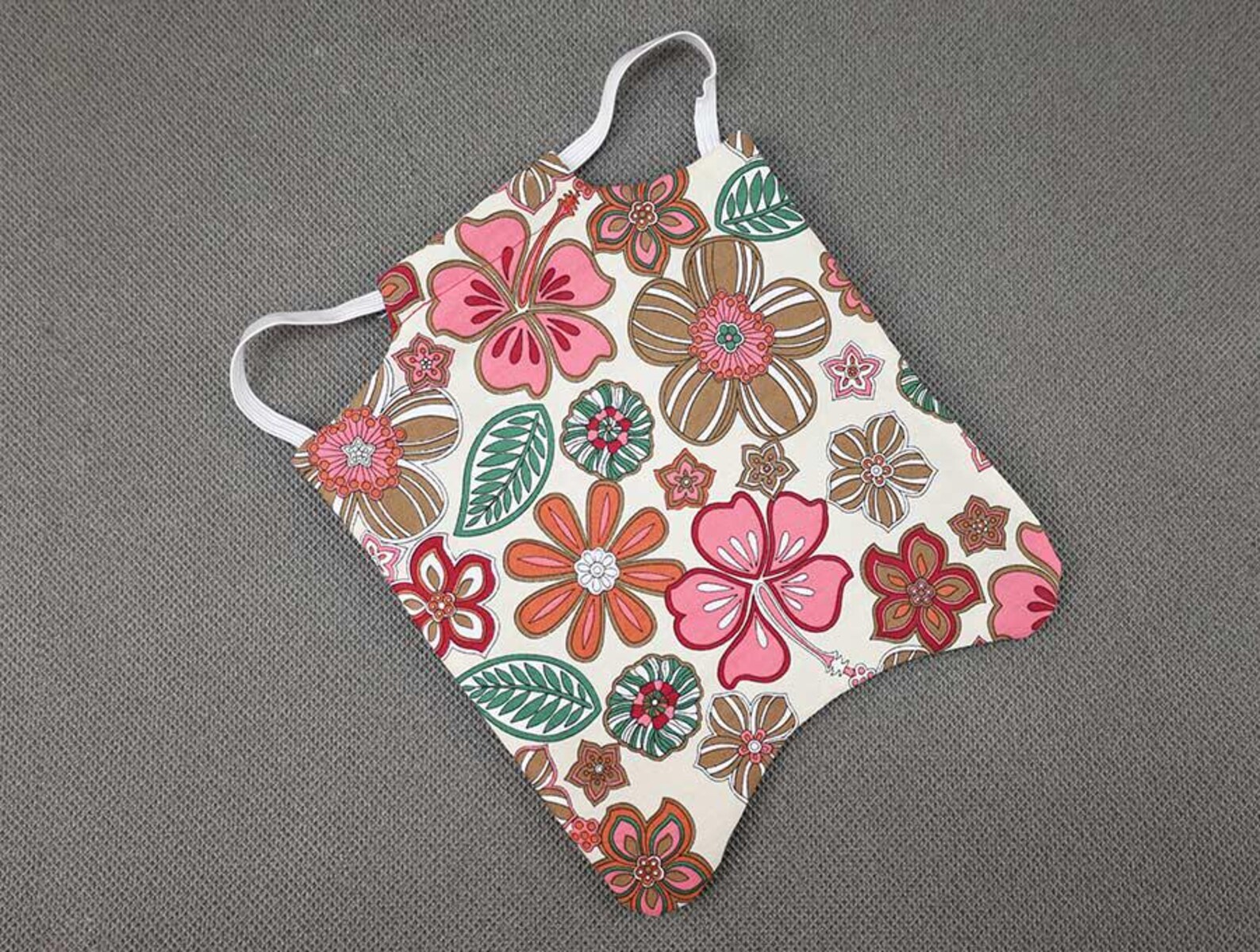 Chicken Saddle Sewing Pattern and Tutorial, Hen Apron Sewing Pattern ...