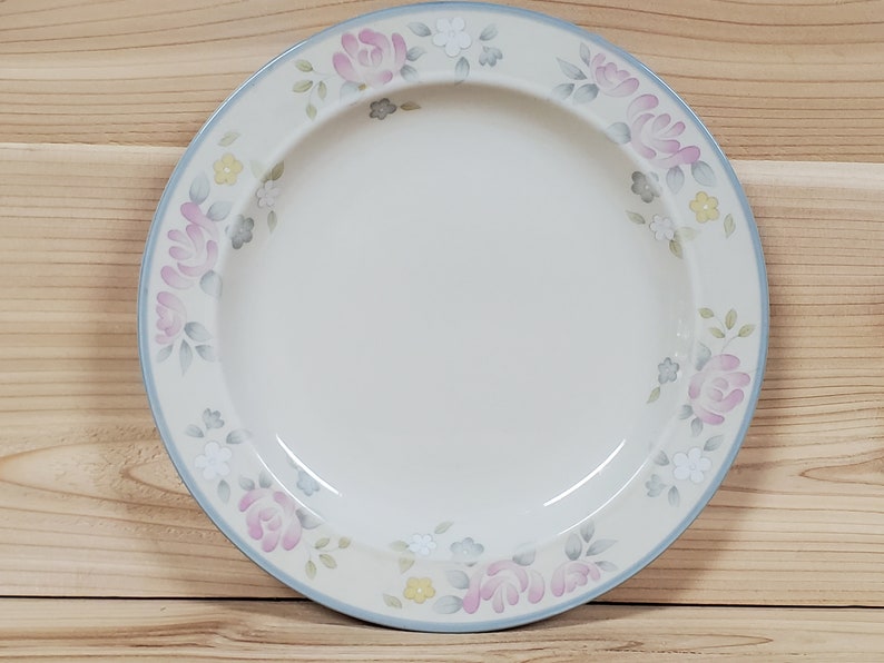 Vintage Side/dessert/pie Plates (set of 4) Multicolored Flowers, Gray ...