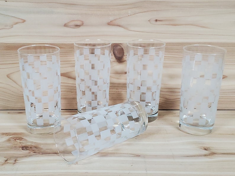 Vintage FROSTED CHECKERED 12-oz Glass Tumblers set of 5 White and Clear ...