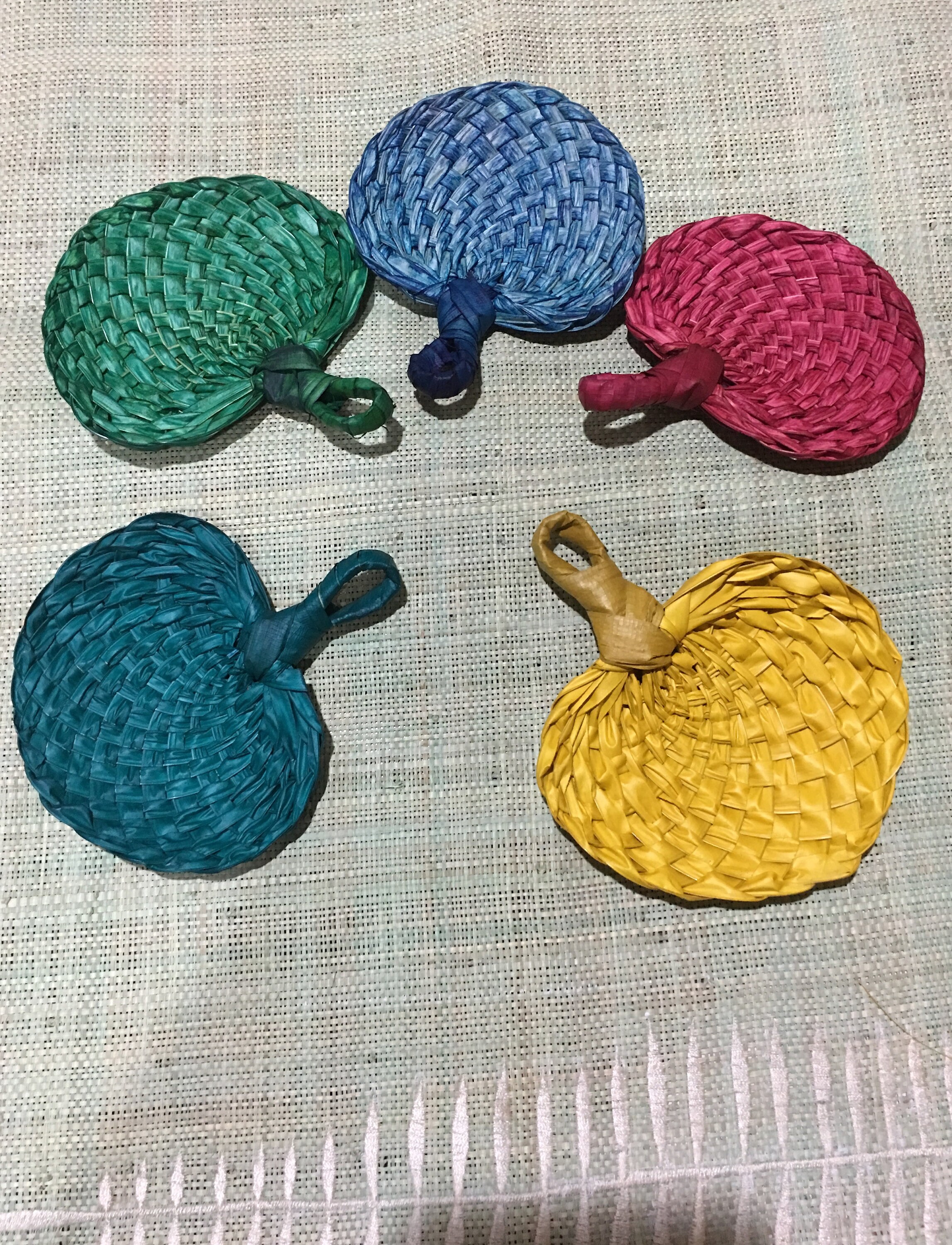 Free Shipping mini Abaniko handfans / handwoven fans/ | Etsy