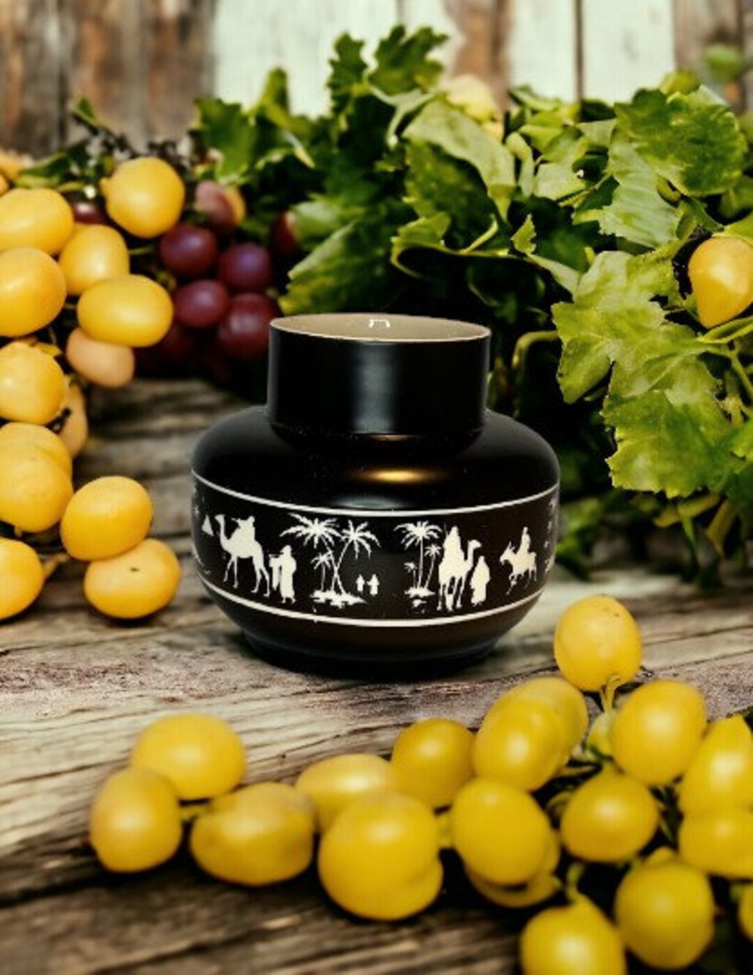 Vintage Falcon Ware Pottery Vase 3 Kings and Shepherds Black and White ...