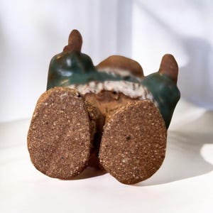 Inuit Eskimo Sandstone Pottery Figure in Parka Figurines British ...