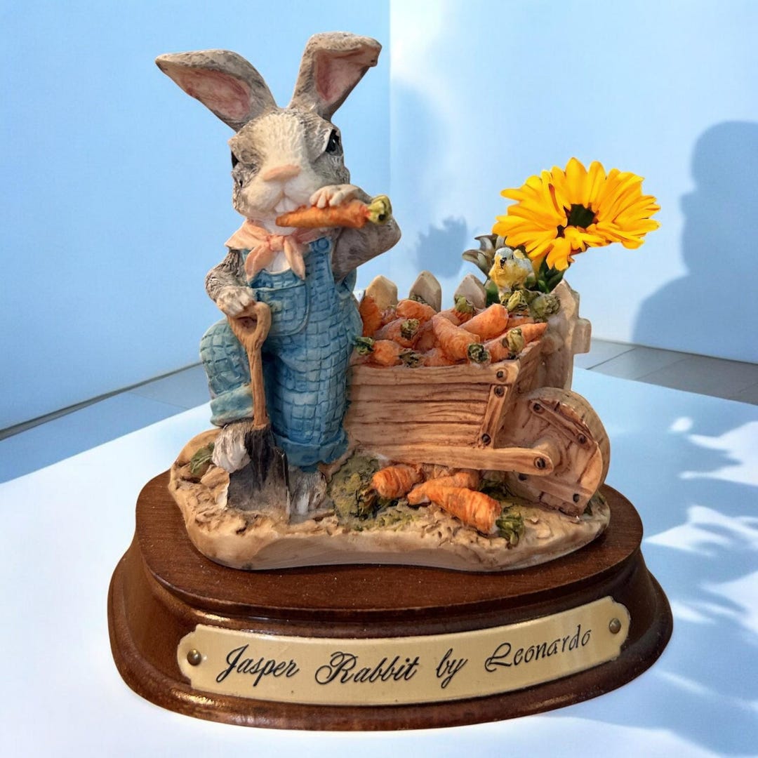 Jasper Rabbit by Leonardo 1988 Heritage Mint Little Nook Village LN-04 ...