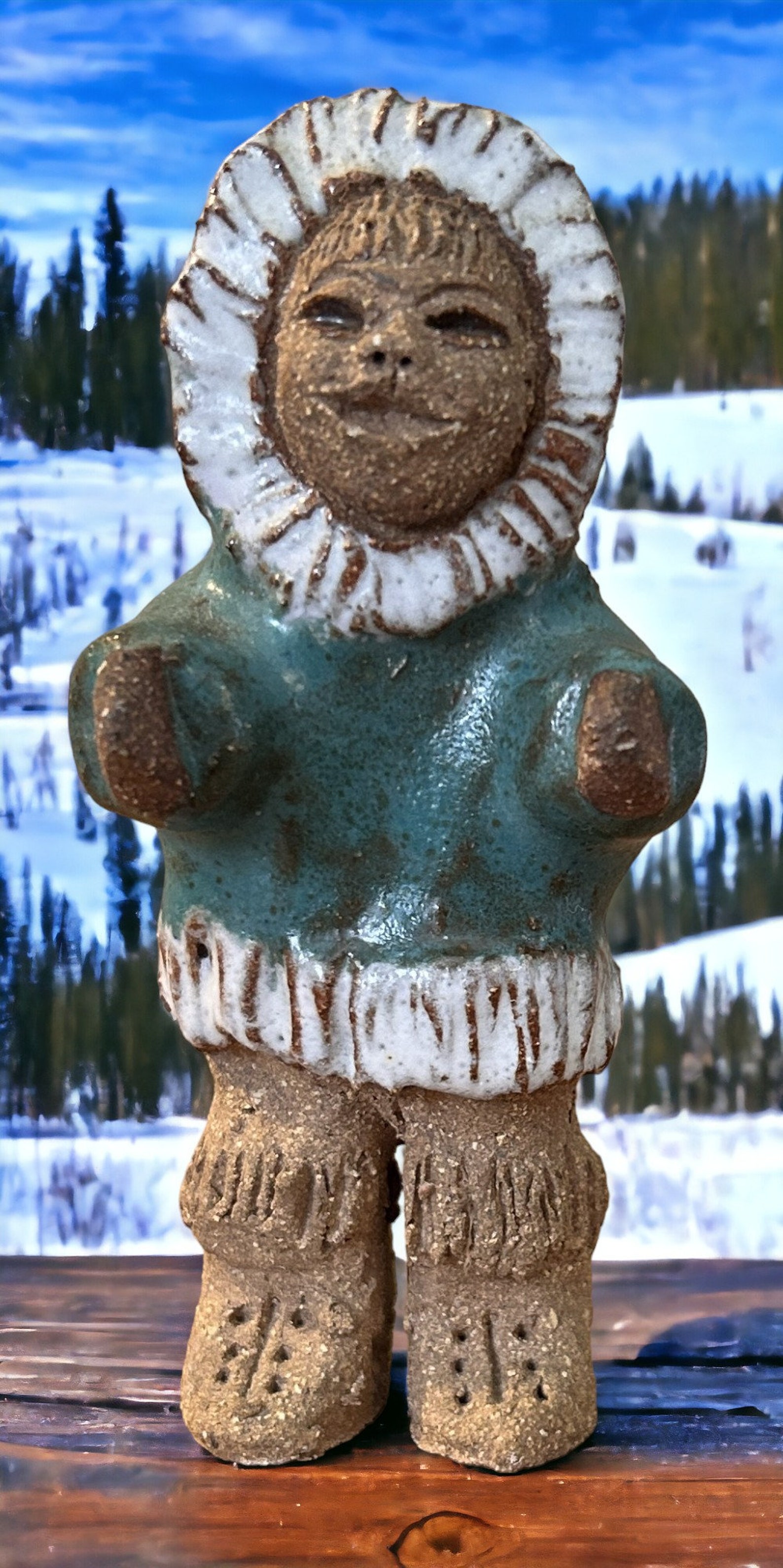 Inuit Eskimo Sandstone Pottery Figure in Parka Figurines British ...