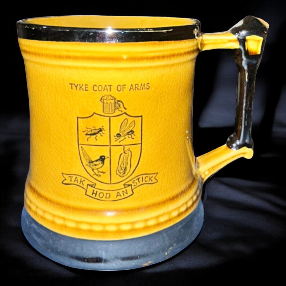 Britannia Designs Dartmouth Yorkshire the Yorkshireman's Coat of Arms ...